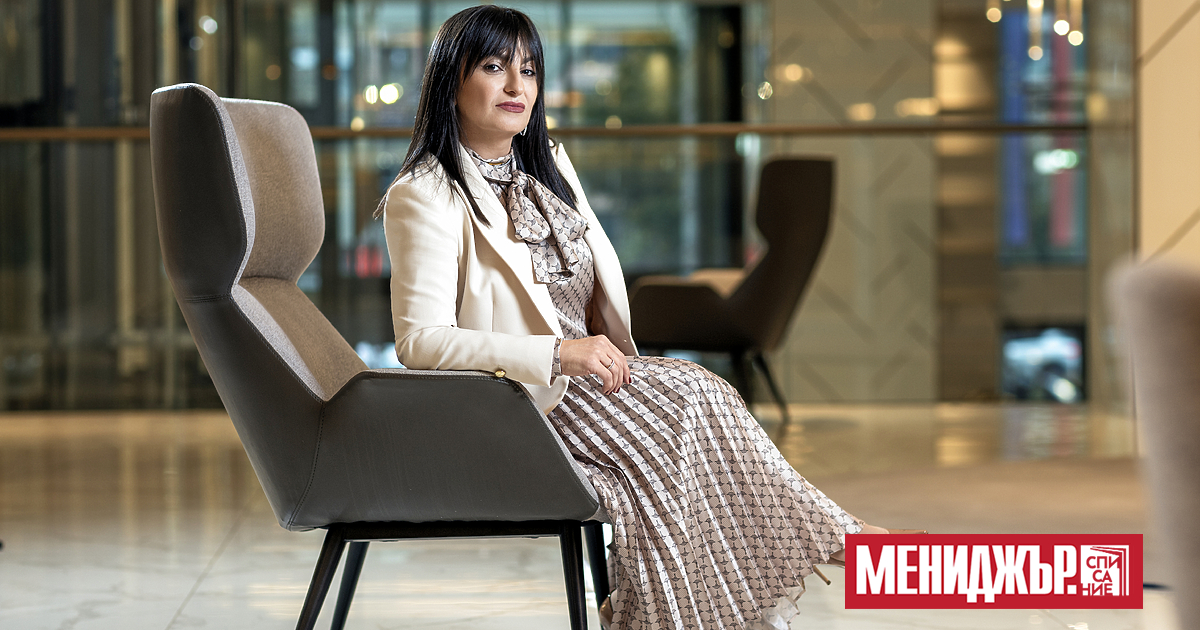 Сибел Кяшиф - manager.bg